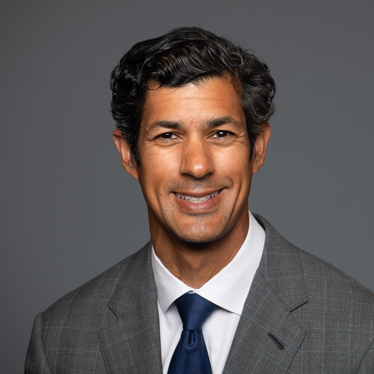 Dr. Paul Ronjon, MD, Orthopedic Surgeon - Schaumburg, IL | Sharecare