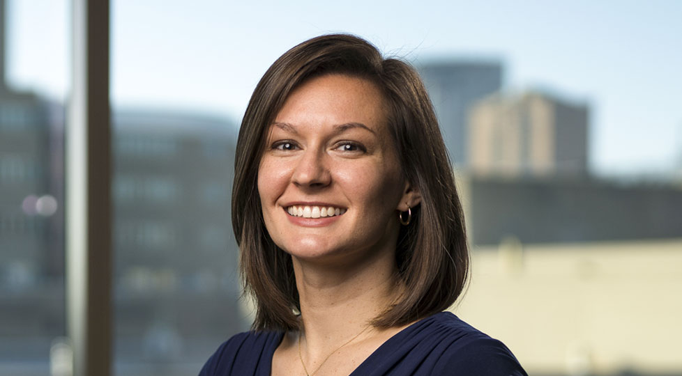 Dr. Jamie Eskuri, MD, Neurologist - Saint Paul, MN | Sharecare