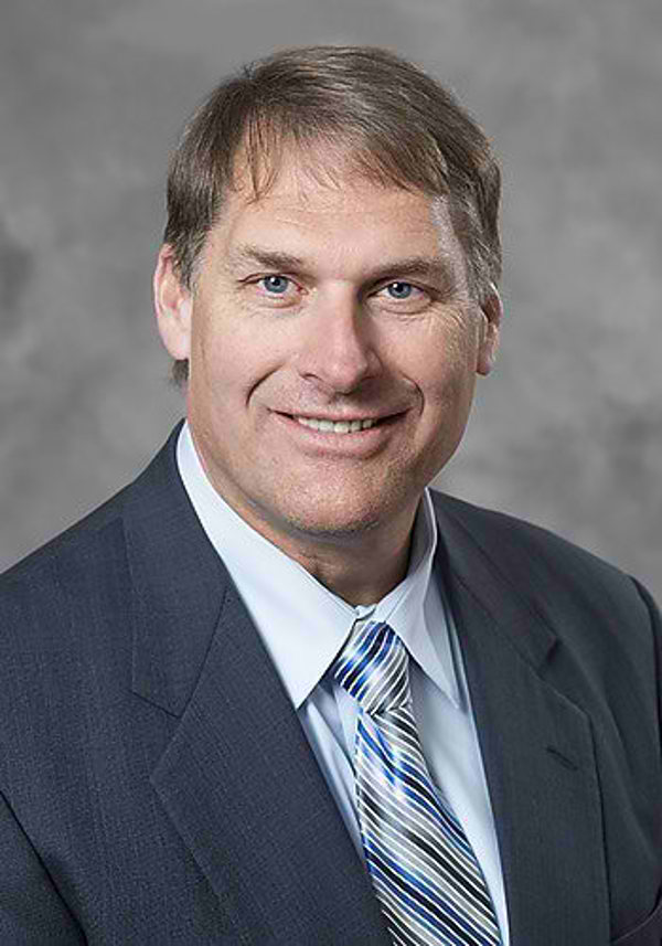 Dr. Daniel Weed, MD is an Orthopedic Surgeon in Kansas City, MO | Sharecare