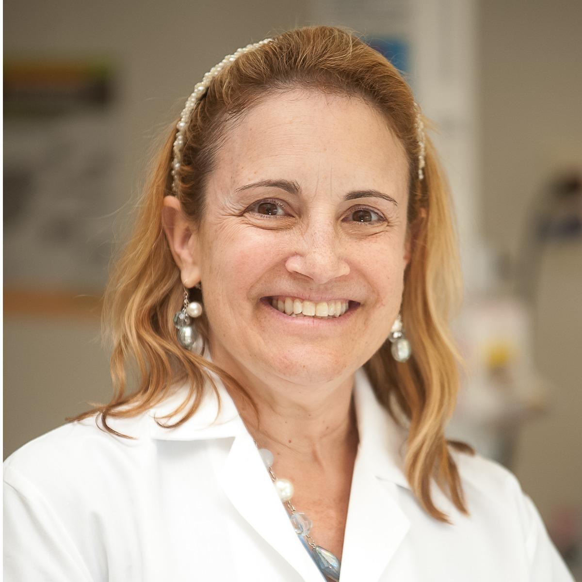 Dr. Laurie Curry, MD, Obstetrician Gynecologist - Taunton, MA | Sharecare