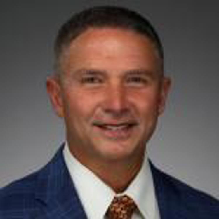 Dr. Joseph Lifrak, MD is an Orthopedic Surgeon in Swansea, MA | Sharecare